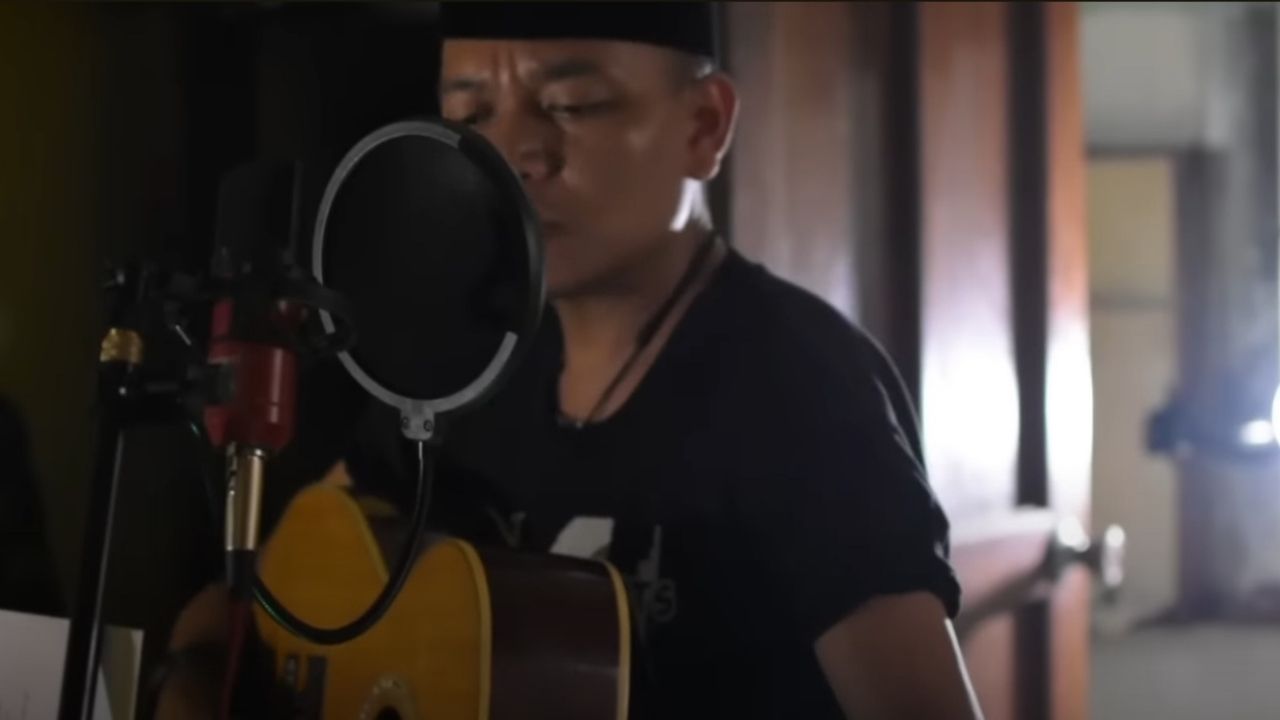 Ini Lirik Lagu Romi Jahat 606116 Bicara Blitar